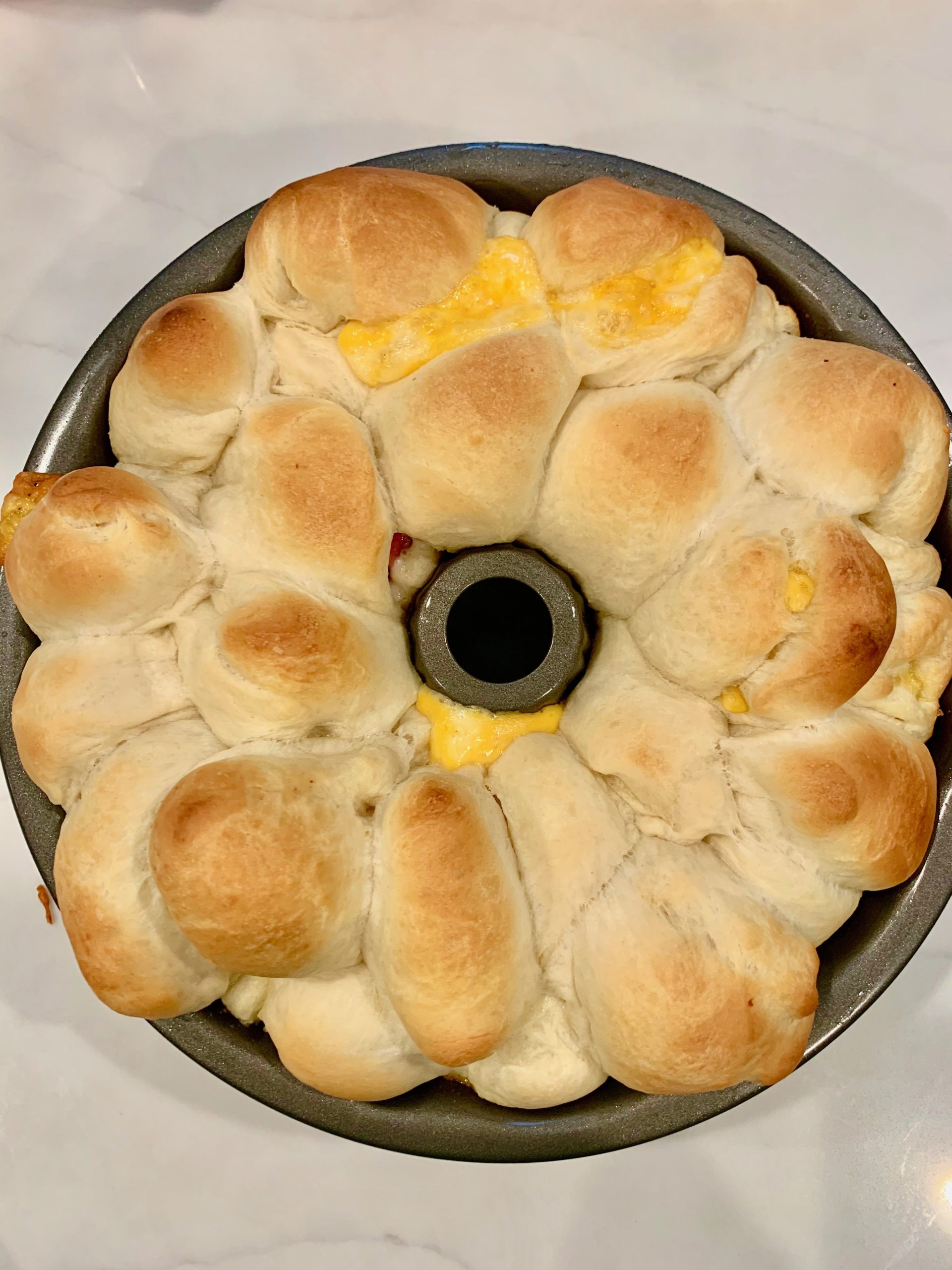 Fresh Lifestyle Monday: Bubble Bread + Champagne Mustard & Orange Honey ...